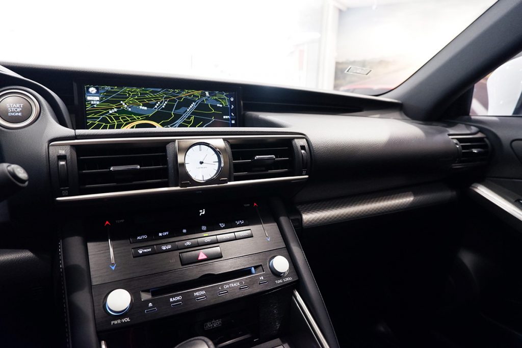 Lexus IS300 F-Sport Navi 2018式【總代理】 | 亞瑪遜汽車-滿吉國際