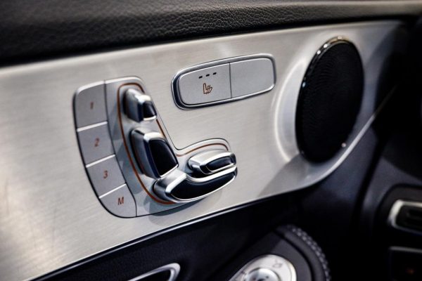 M-Benz C300 2019款 | 亞瑪遜汽車-滿吉國際