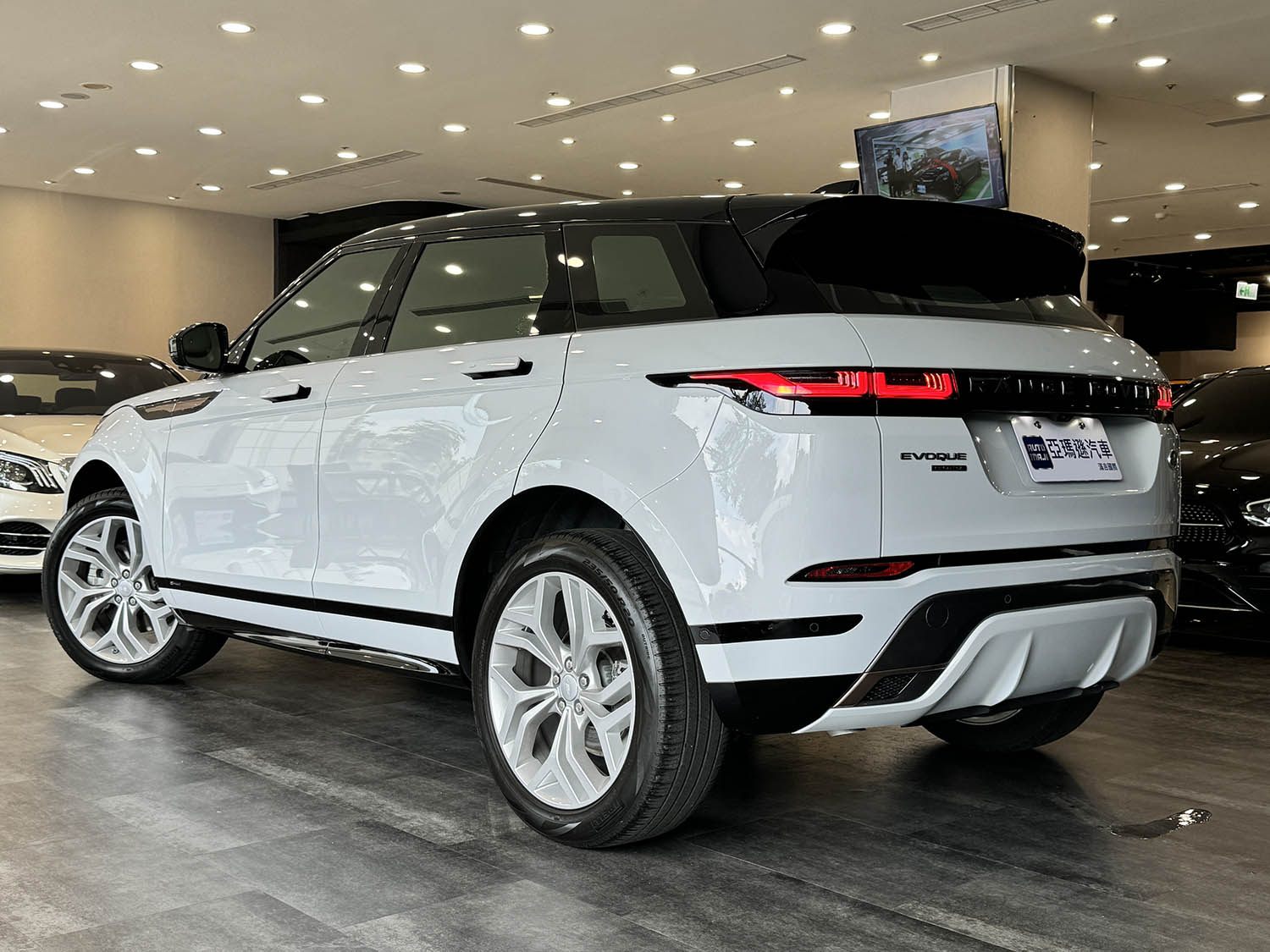 2020 Range Rover Evoque P250 R-Dynamic SE | 亞瑪遜汽車-滿吉國際